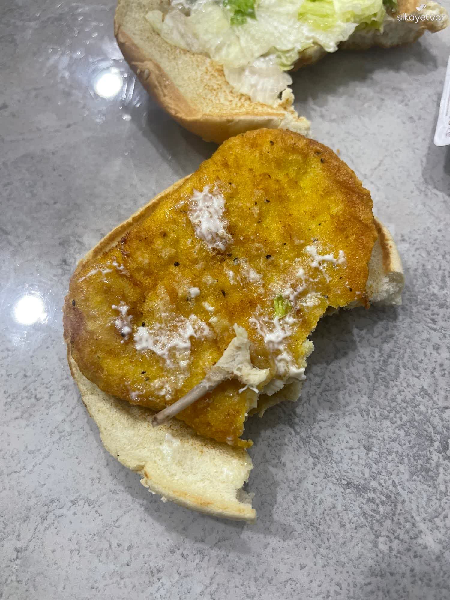 Burger King Soğuk Gelen Tavuk Burgerde Kemik Çocuk Dişine Çarptı Ücret ...
