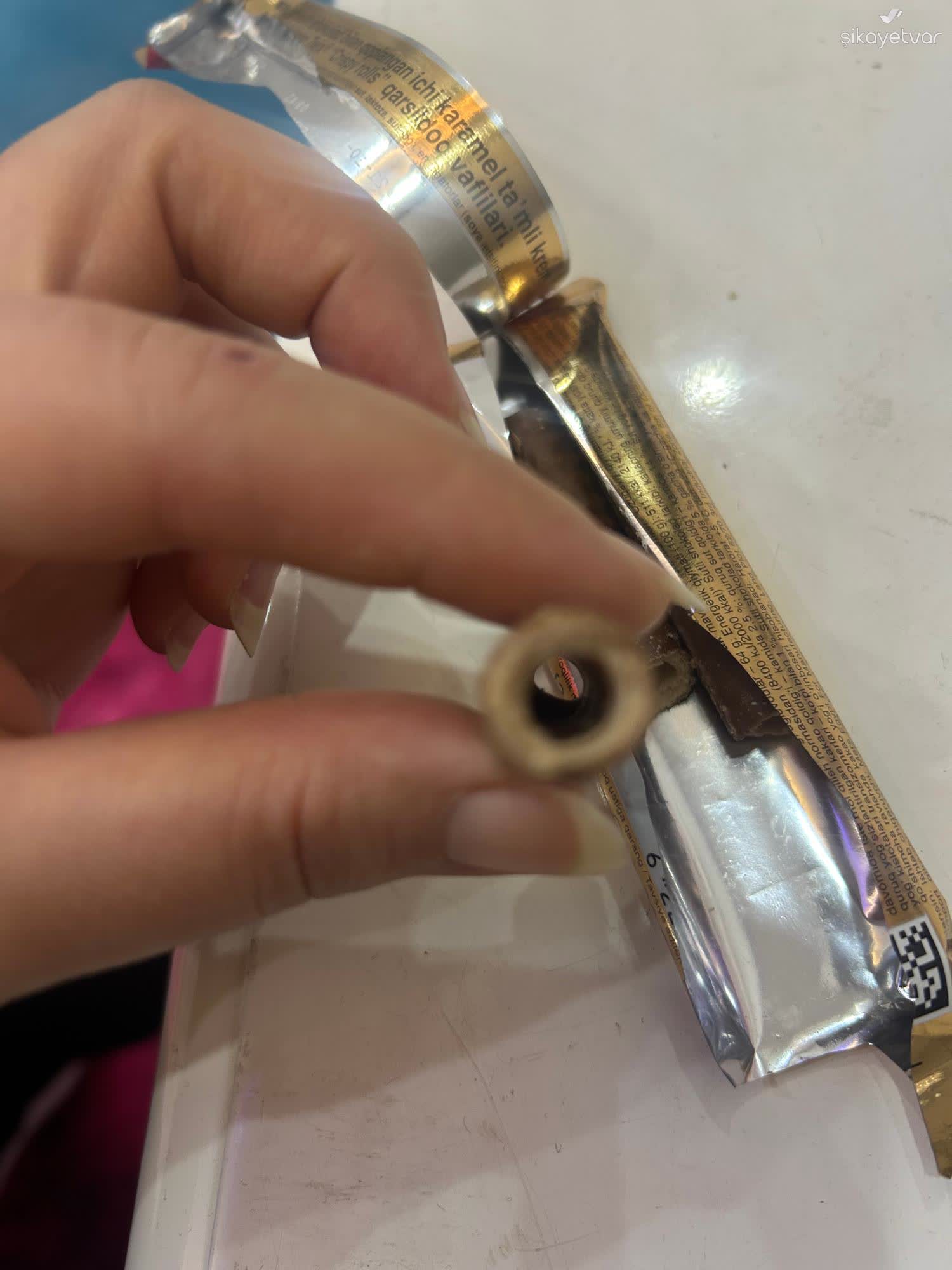 Migros Twix Crispy Rolls'ta Kremasız Dolgu İddiası - Şikayetvar