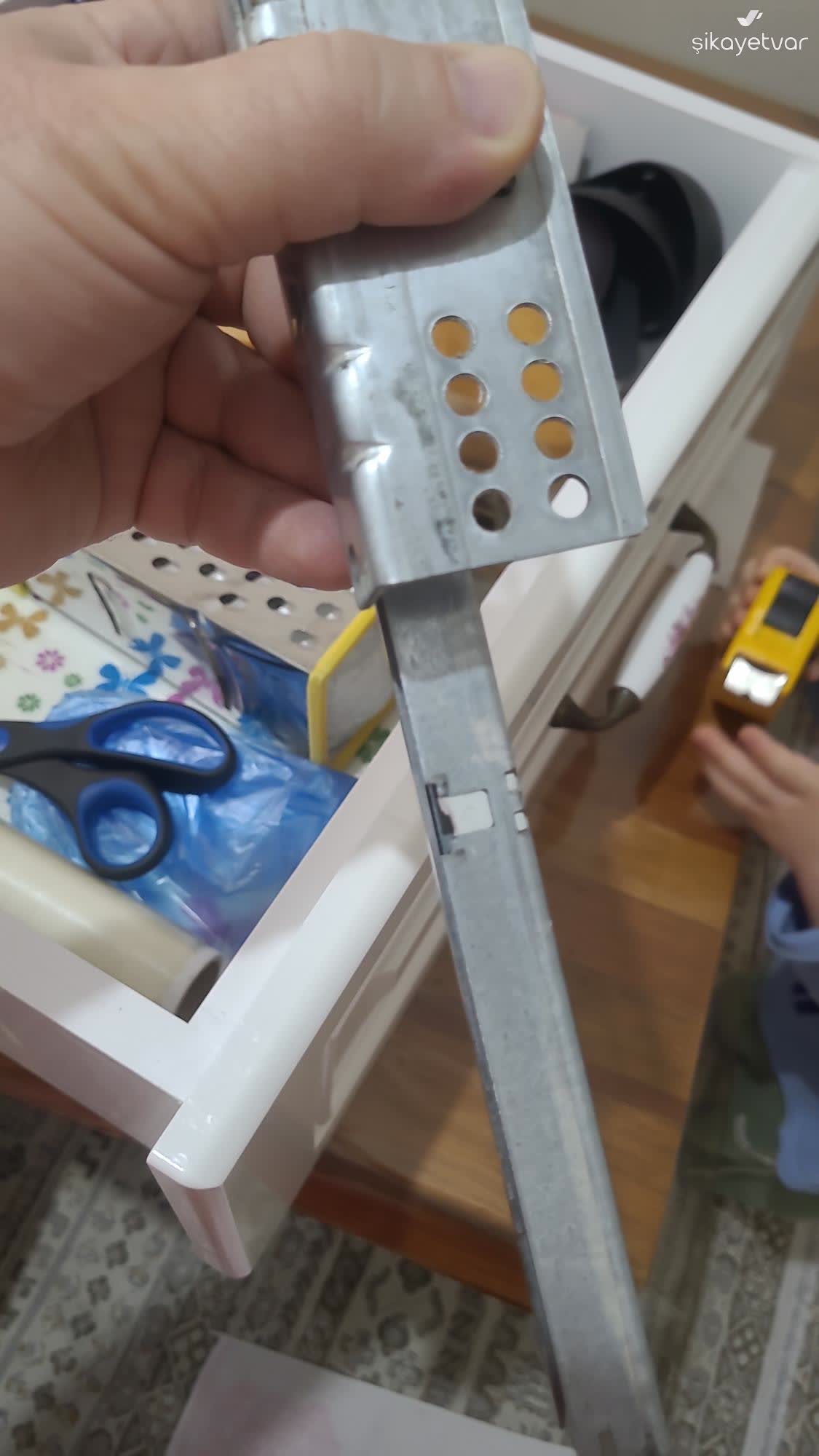 Çözüldü: Samet A.Ş Samet Çekmece Rayı Plastik Pimleri Kırıldı, Yedek ...