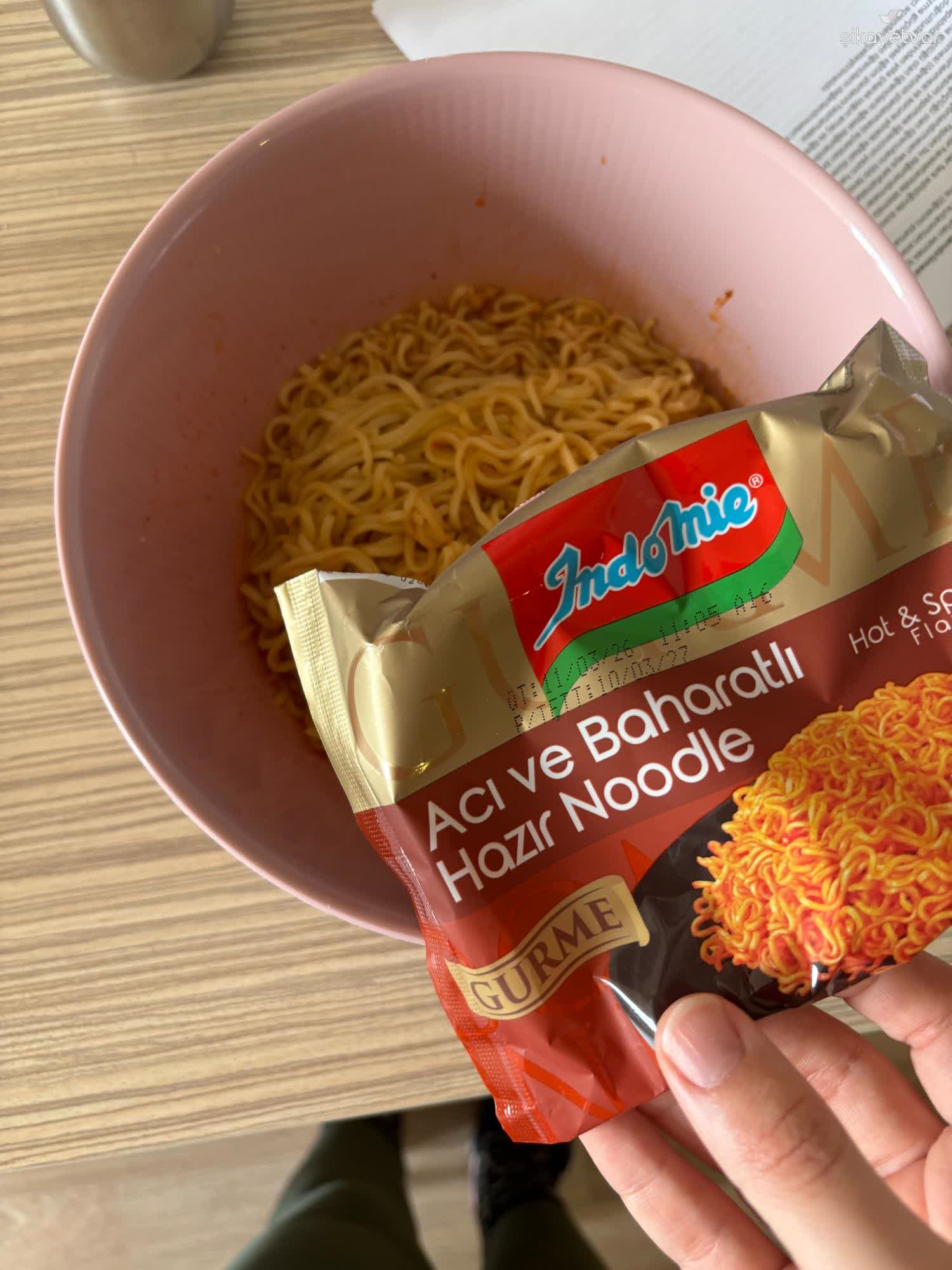 indomie Noodle Paketinde Bulunan Kurtlar Ve Sağlık Endişesi - Şikayetvar